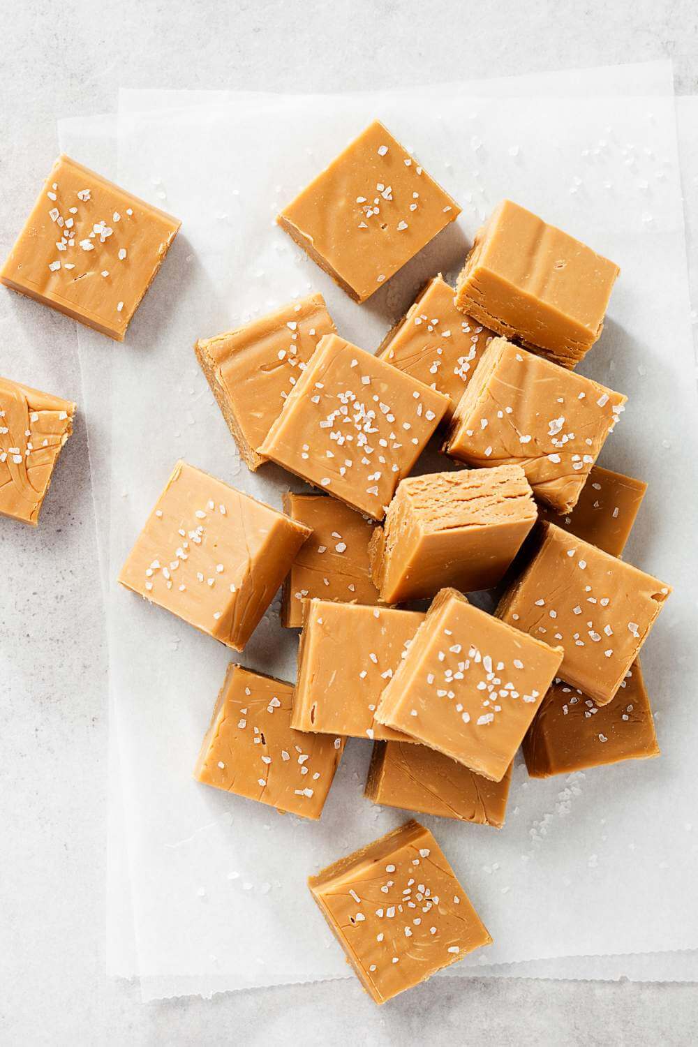 Slow Cooker No Chocolate Vanilla Fudge - Easy Peasy Slow Cook