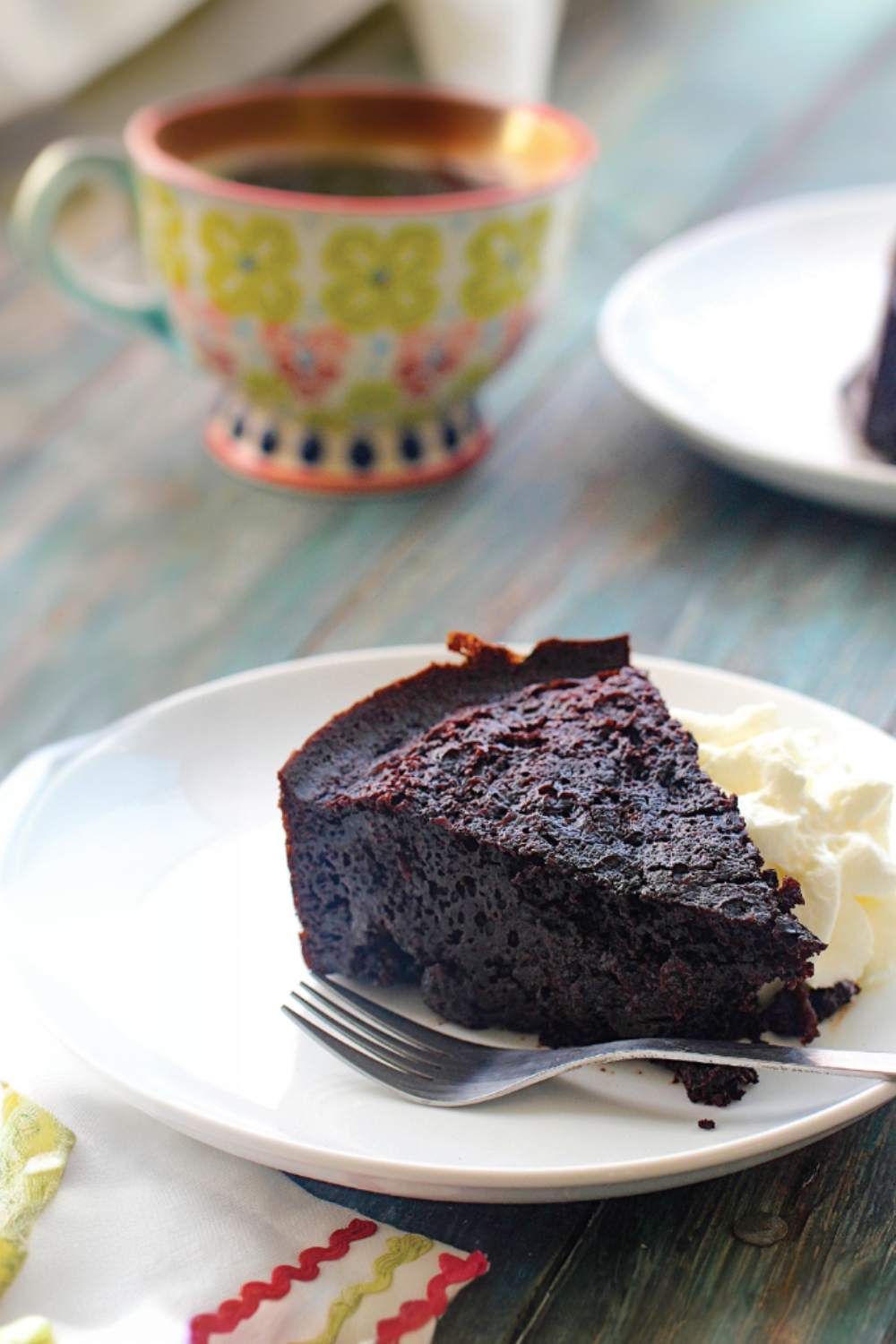 Slow Cooker Chocolate Lava Cake - Easy Peasy Slow Cook