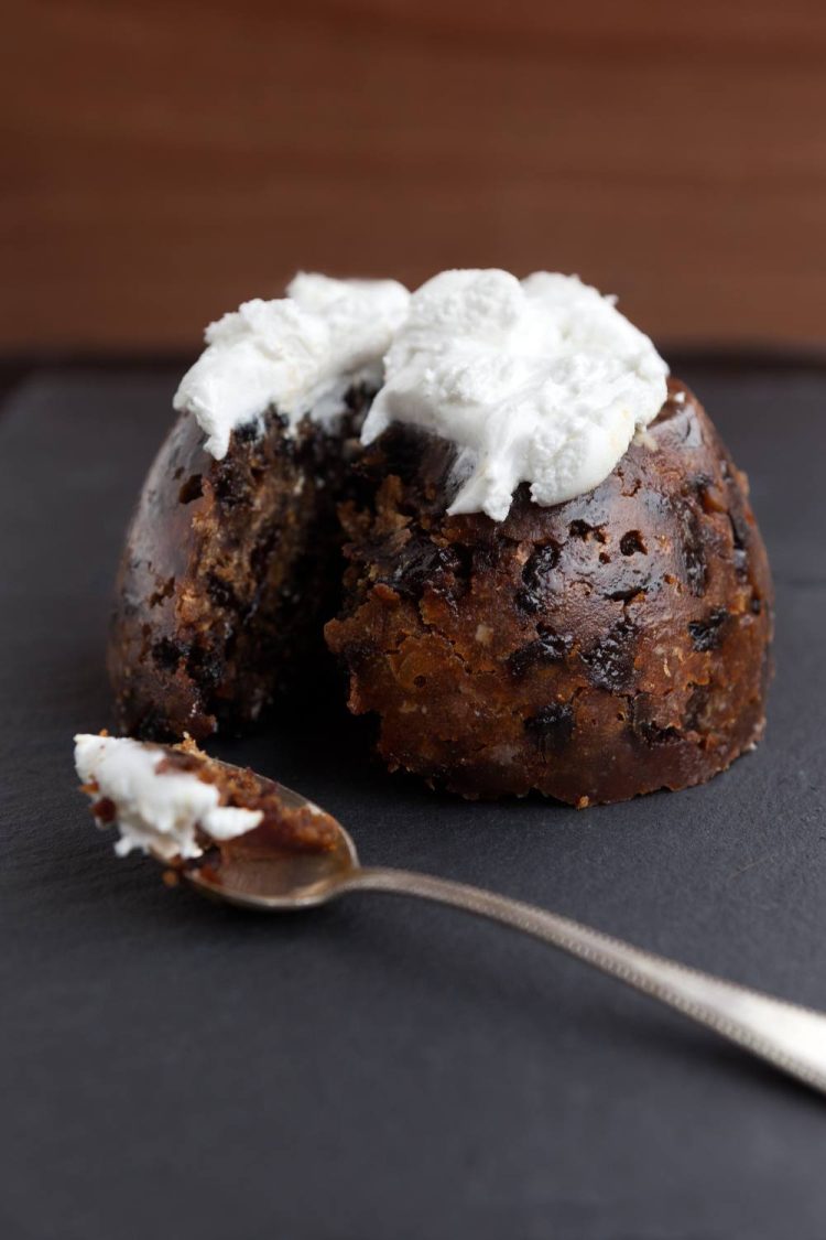 Slow Cooker Christmas Plum Pudding - Easy Peasy Slow Cook