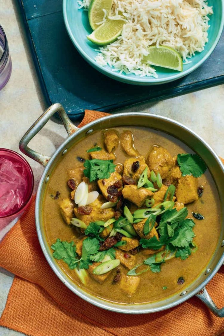 Slow Cooker Coronation Chicken Curry - Easy Peasy Slow Cook