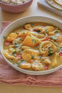 Slow Cooker Mango Chicken Curry - Easy Peasy Slow Cook