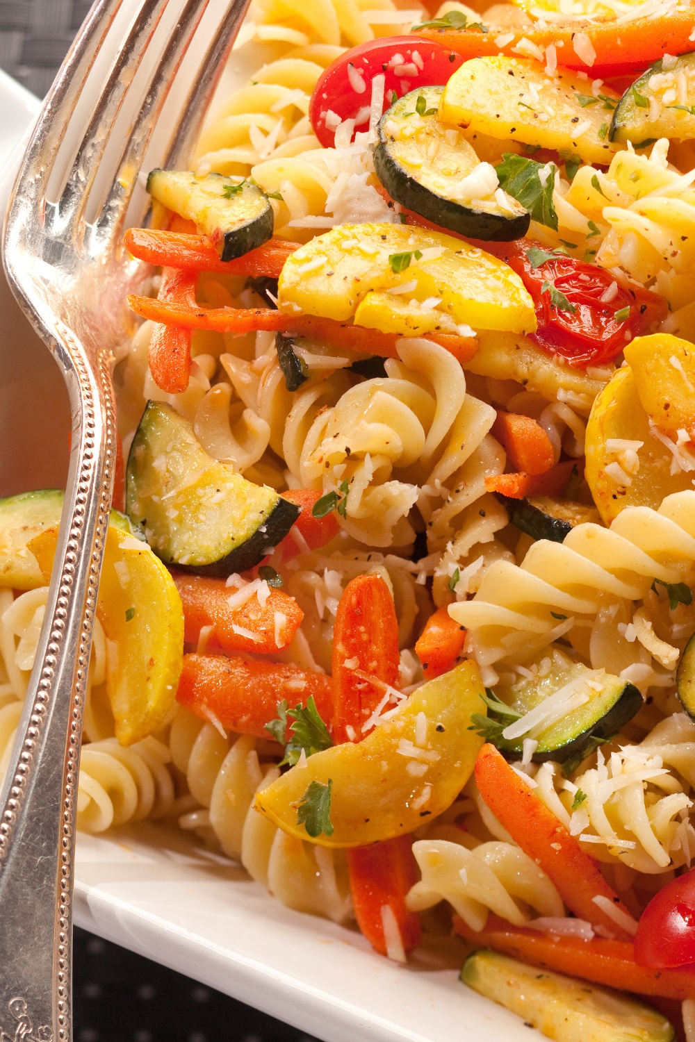 Slow Cooker Pasta Primavera - Easy Peasy Slow Cook