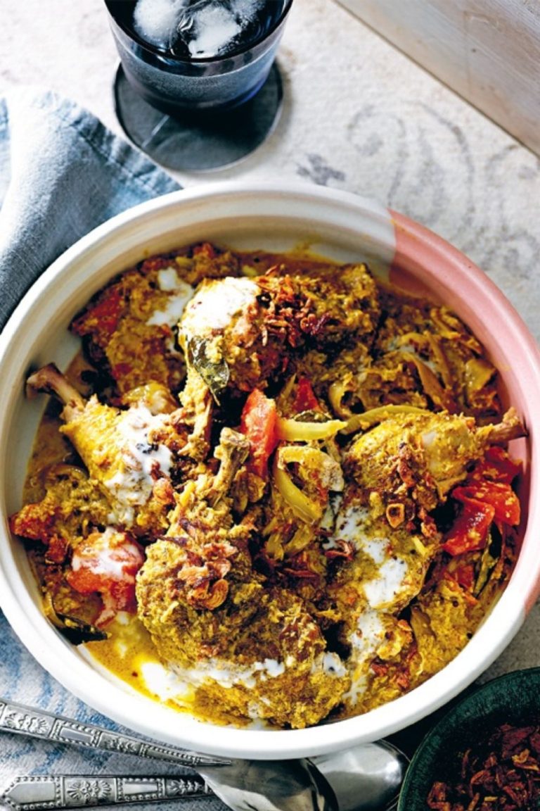 Slow Cooker Southern Indian Chicken Curry - Easy Peasy Slow Cook