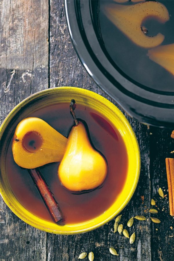 Slow Cooker Chai-Spiced Poached Pears - Easy Peasy Slow Cook