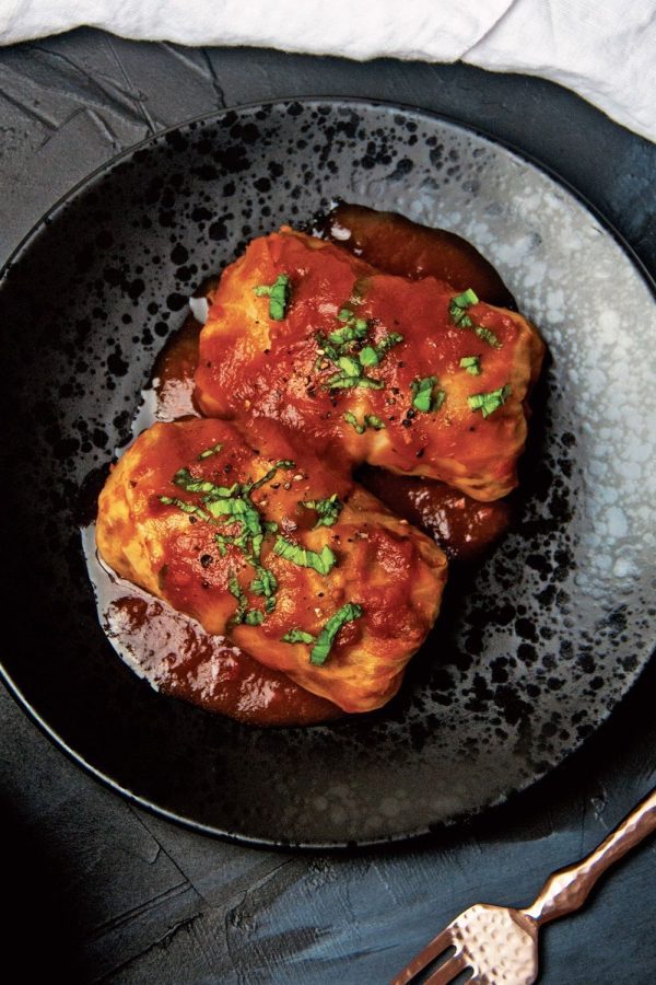 Slow Cooker Classic Stuffed Cabbage Rolls - Easy Peasy Slow Cook