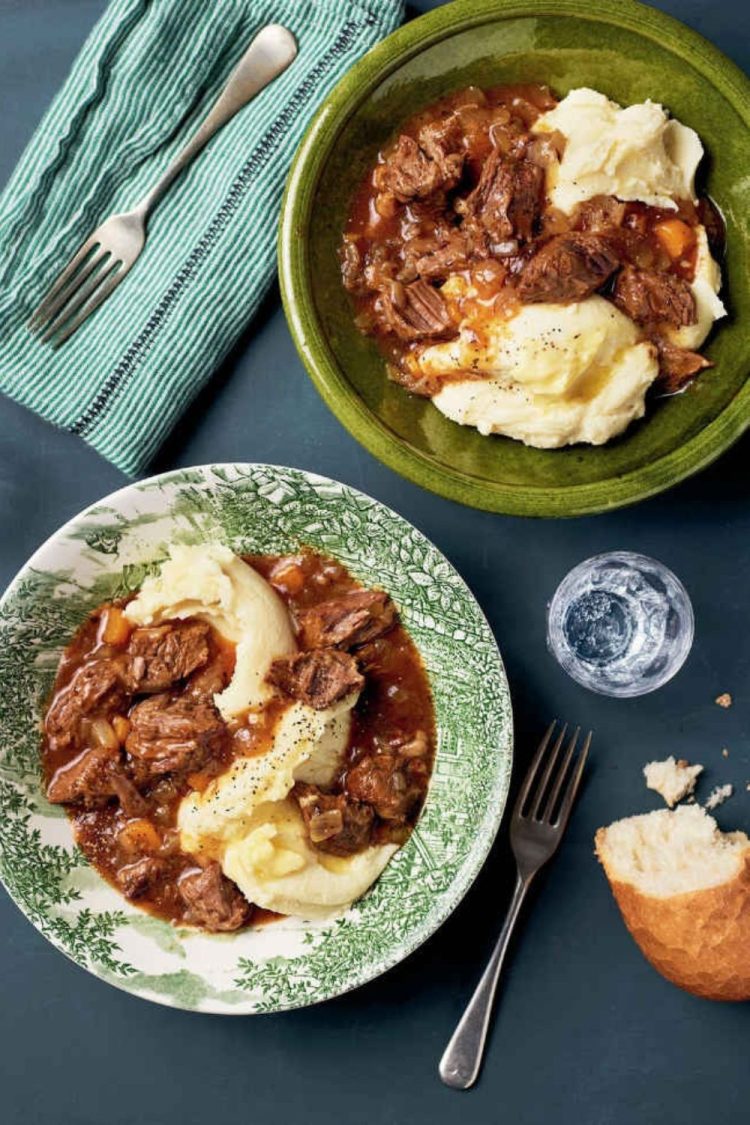 Slow Cooker Perfect Mid-week Beef Stew - Easy Peasy Slow Cook
